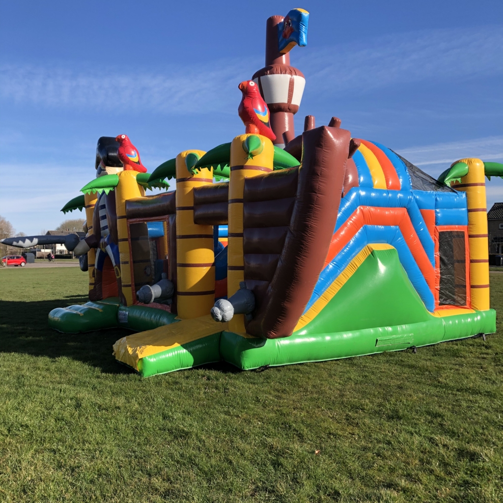 Springkussen Piratenboot XXL Multiplay - AR Feestverhuur
